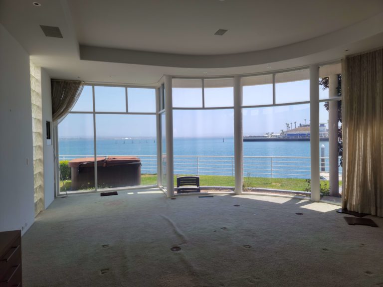 The Pros & Cons Of Home Window Tinting - Blacked Out Tint Home Office